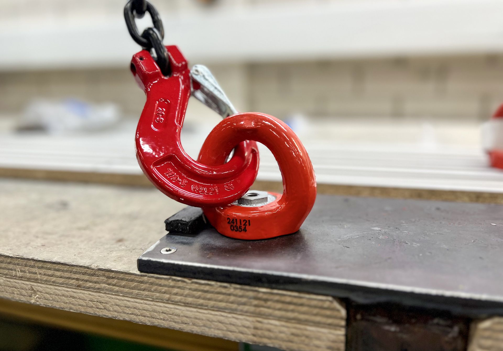 Hijswinkel - voor het kopen en keuren van hijsmiddelen